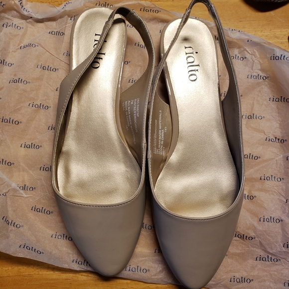 Rialto | Shoes | Nwob Rialto Beige Slingback Flats 7 | Poshmark